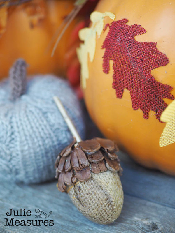DIY Fall Decor - Make oversized acorns perfect for fall decorating!