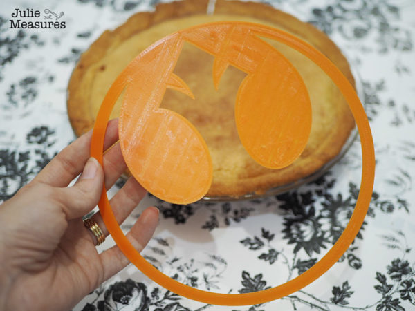 Star Wars Pie - DIY Pie Stencil - Julie Measures