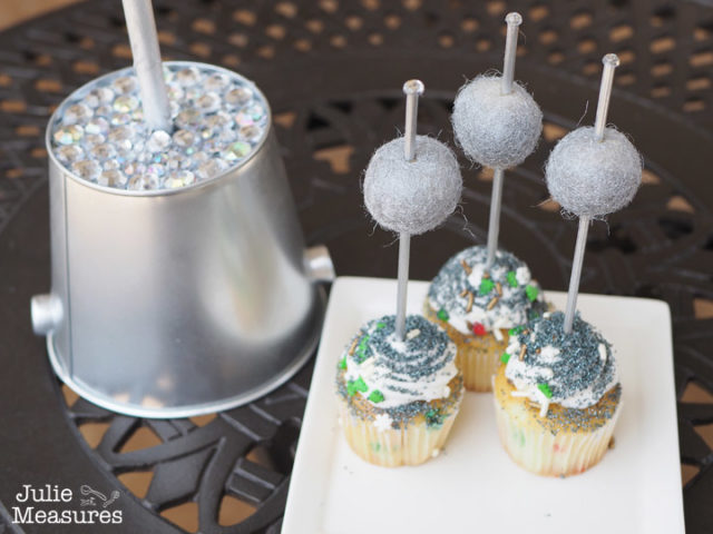 DIY New Years Eve Ball Drop - Julie Measures