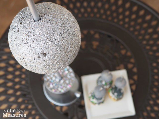 DIY New Years Eve Ball Drop - Julie Measures